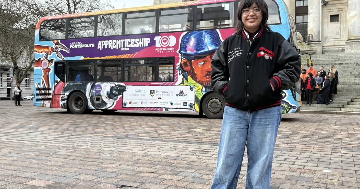 Anya’s Apprenticeship Bus Achievement Unveiled | City of Portsmouth College